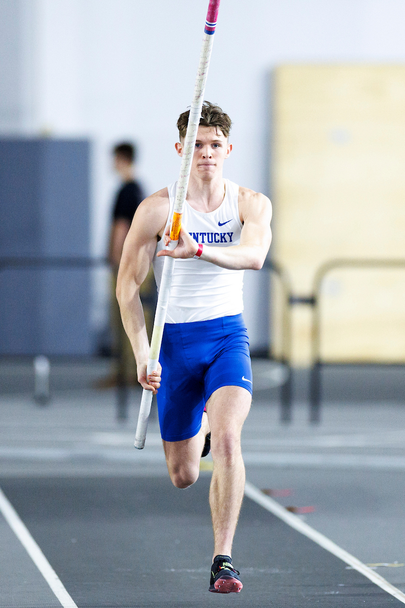 Kentucky-Louisville Track & Field Photo Gallery – UK Athletics