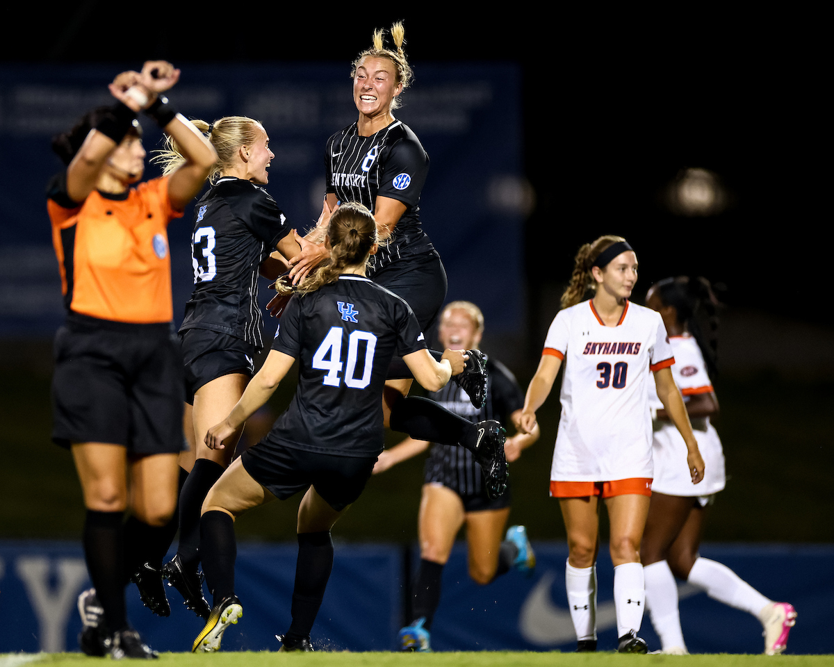 Kentucky-UT Martin WSOC Photo Gallery – UK Athletics