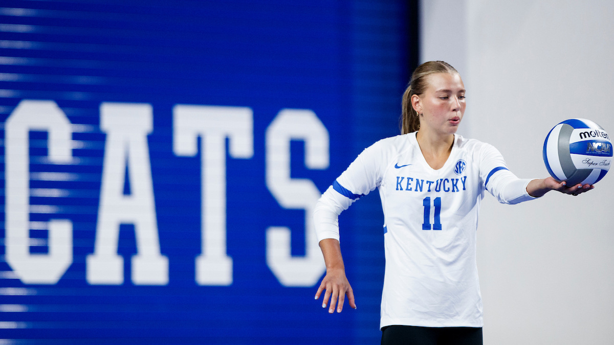Volleyball Blue-White, Fan Day Photo Gallery – UK Athletics