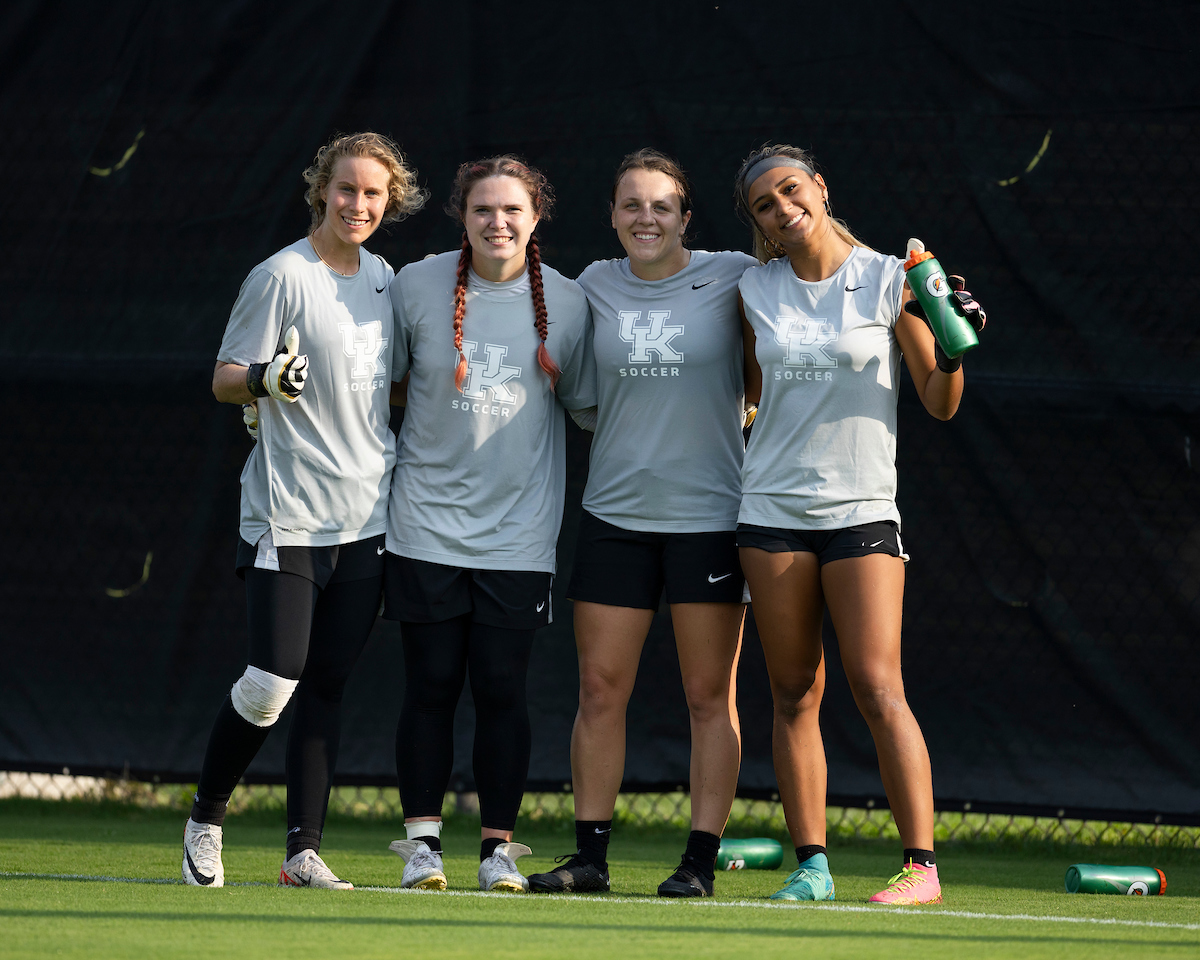 Women’s Soccer Practice Photo Gallery (July 30) – UK Athletics