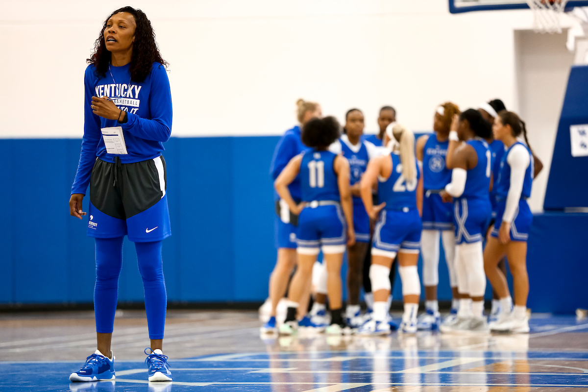 Women’s Basketball Media Day Photo Gallery – UK Athletics