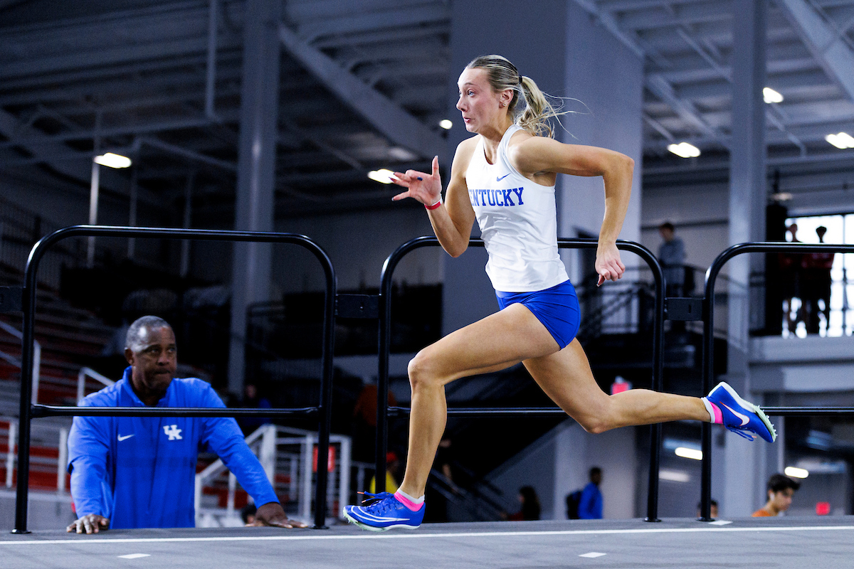 Kentucky-Louisville Track & Field Photo Gallery – UK Athletics