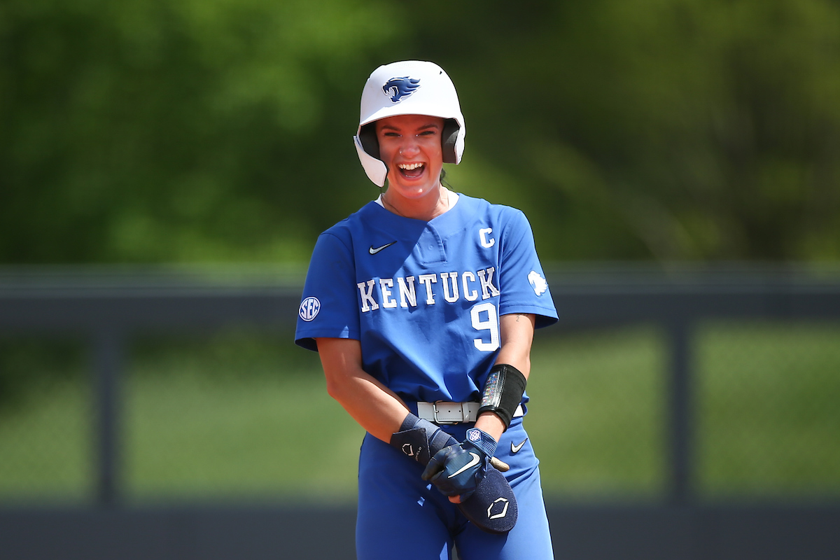 Kentucky-Tennessee Saturday Softball Photo Gallery – UK Athletics