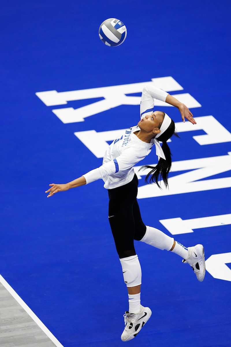 Kentucky-Western Kentucky Volleyball Photo Gallery – UK Athletics