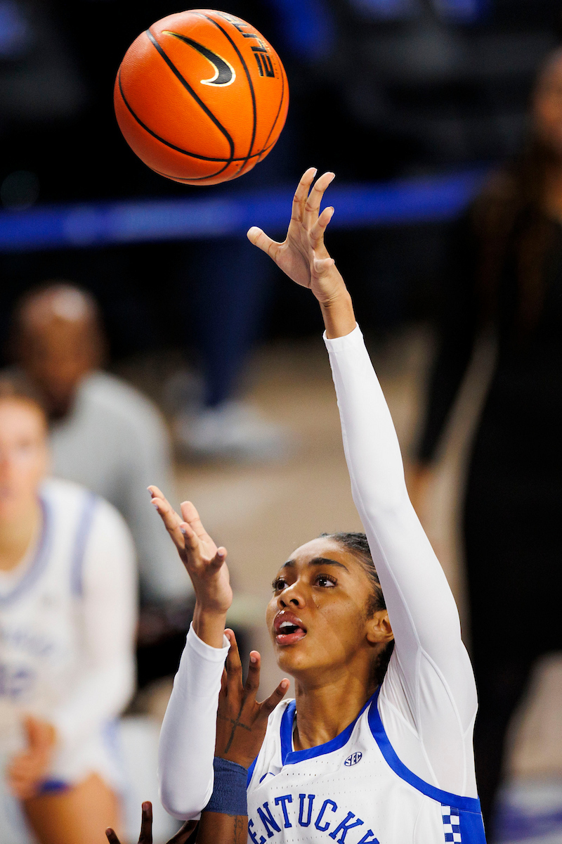 Kentucky-Queens Women’s Basketball Photo Gallery – UK Athletics
