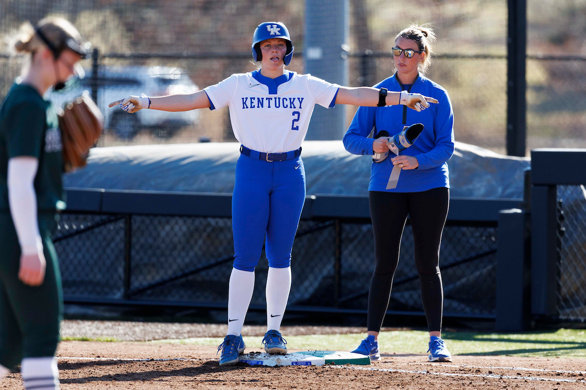 Kentucky-Michigan State Softball Photo Gallery – UK Athletics