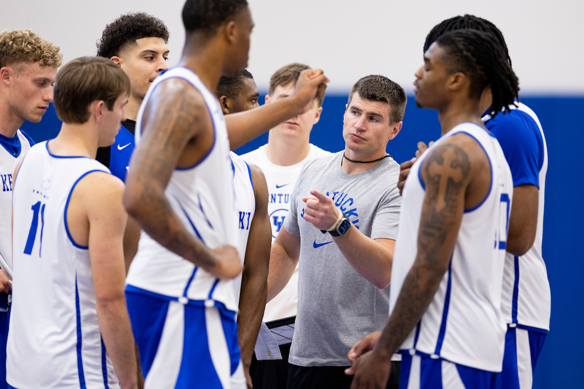 Men’s Basketball Practice and Press Conference (June 25) – UK Athletics