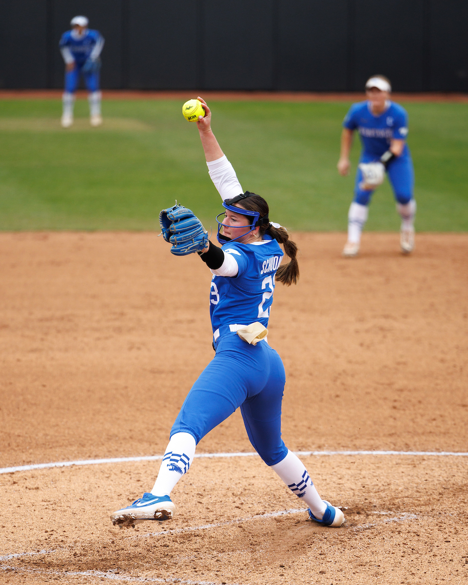 Kentucky-UNCW Softball Photo Gallery – UK Athletics