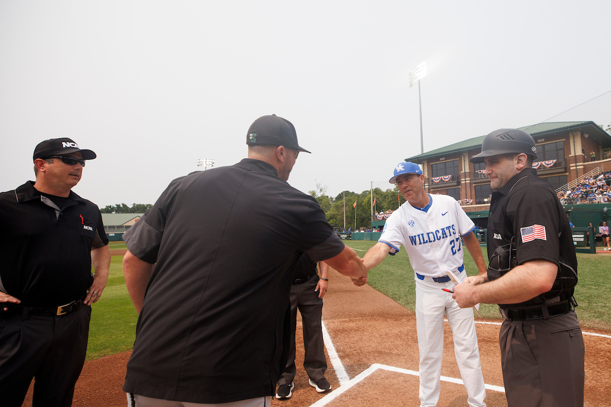Kentucky-USC Upstate NCAA Baseball Photo Gallery – UK Athletics