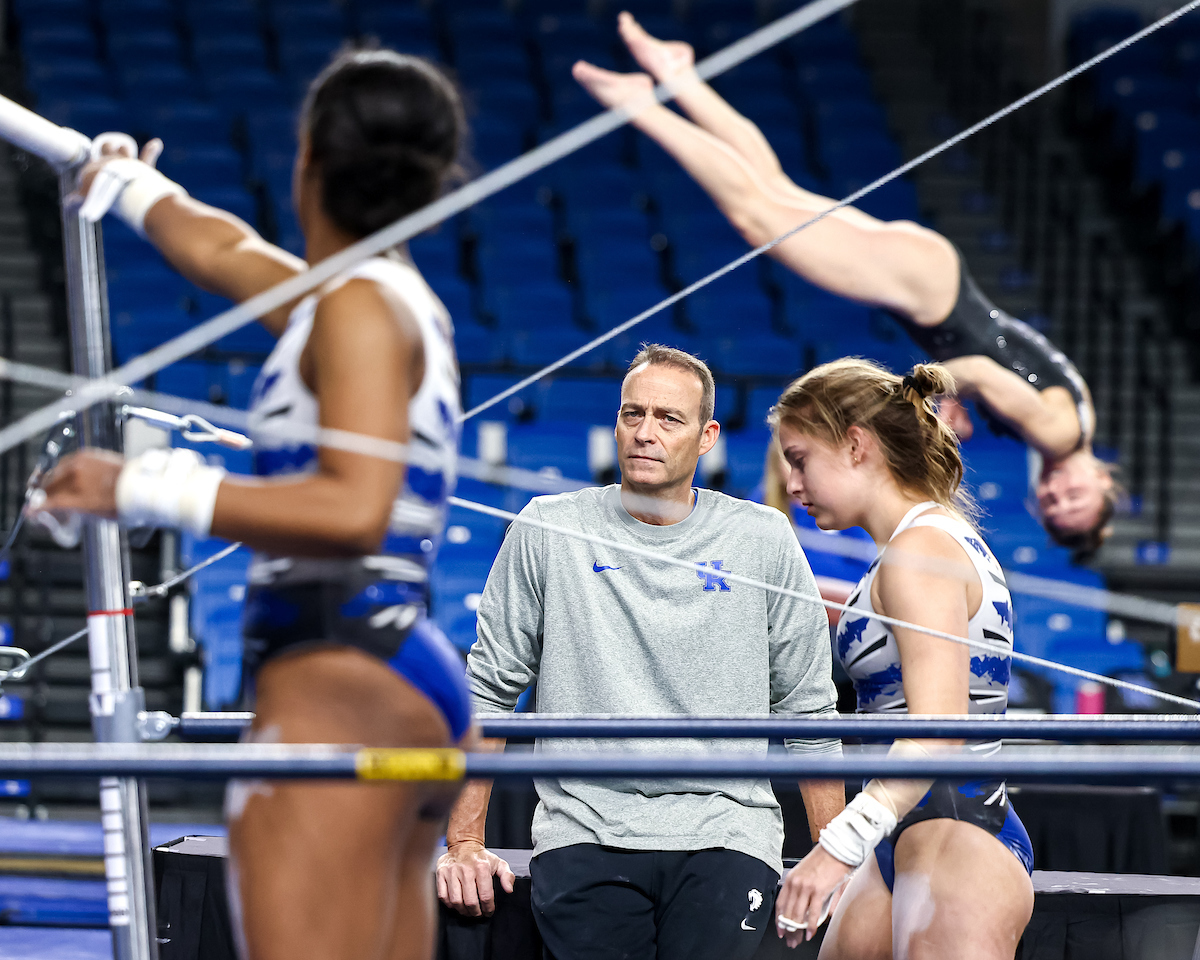 Gymnastics Practice Photo Gallery – UK Athletics