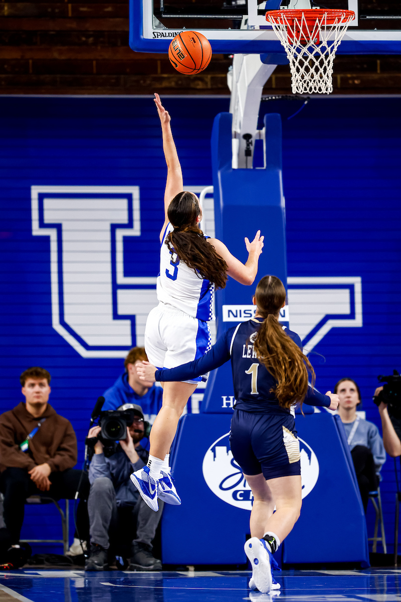 Kentucky-Queens Women’s Basketball Photo Gallery – UK Athletics