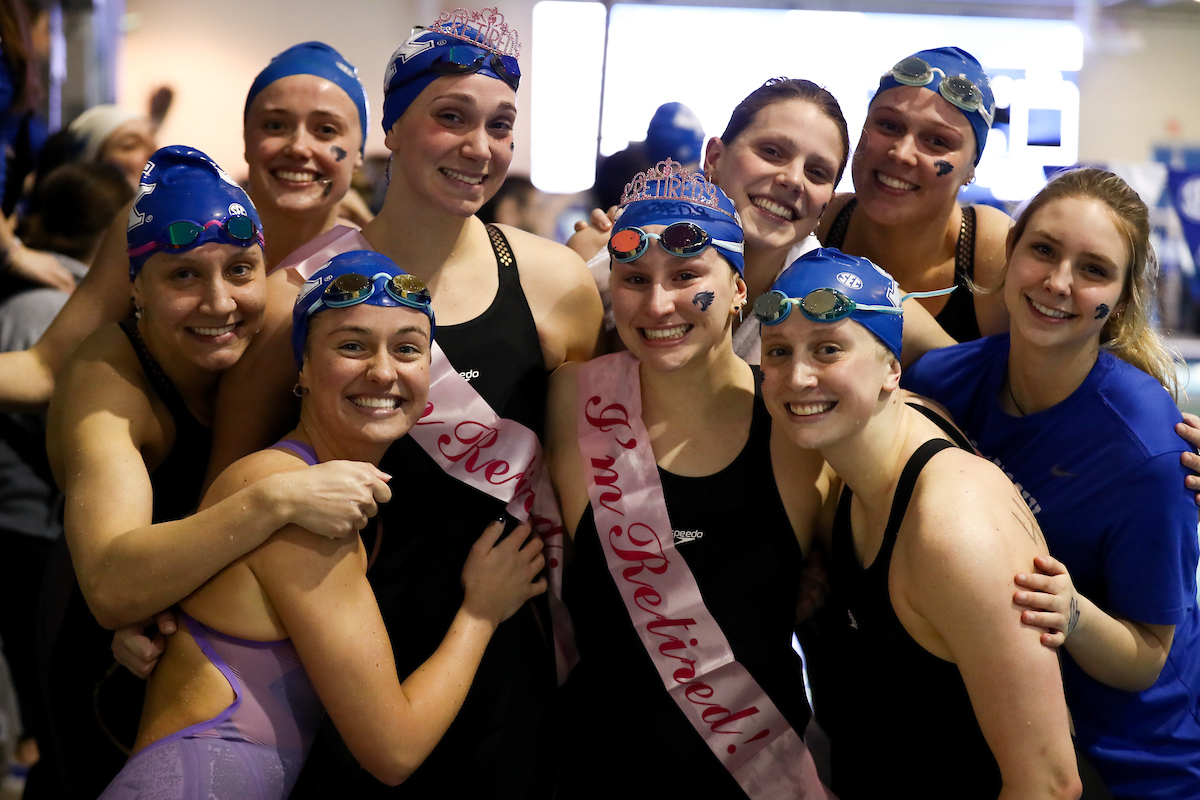 Kentucky-Cincinnati Swimming & Diving Photo Gallery – UK Athletics
