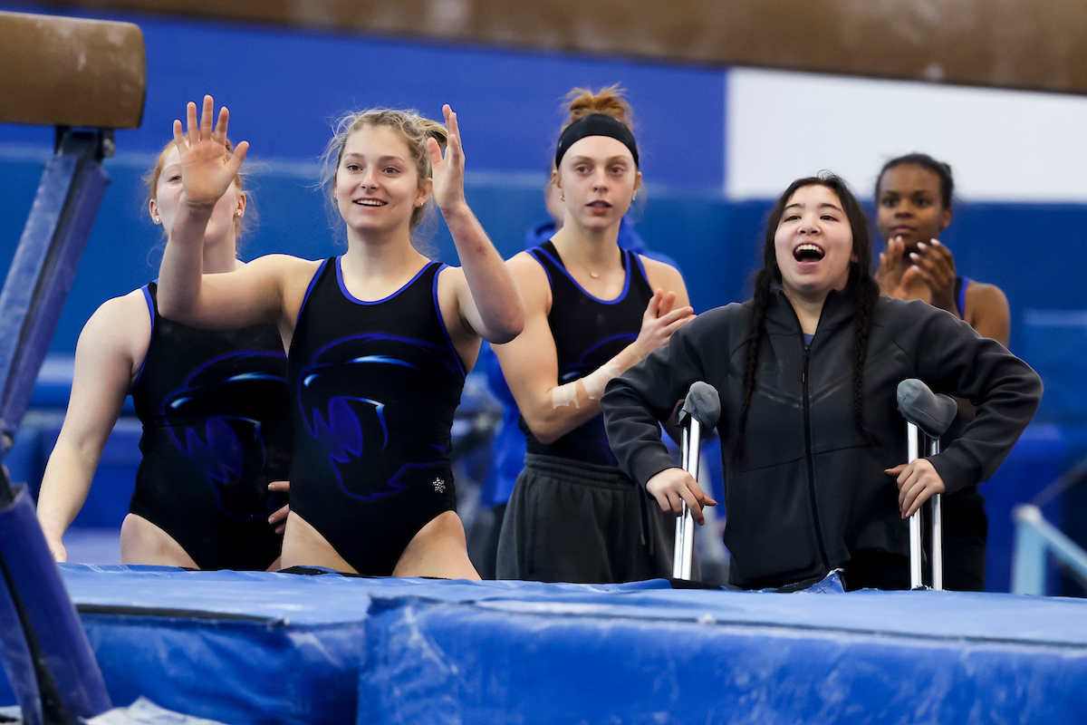 Gymnastics Blue-White Photo Gallery – UK Athletics