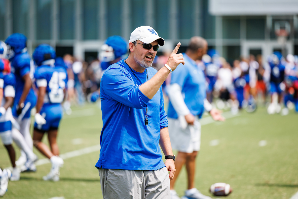 Football Fan Day Photo Gallery – UK Athletics