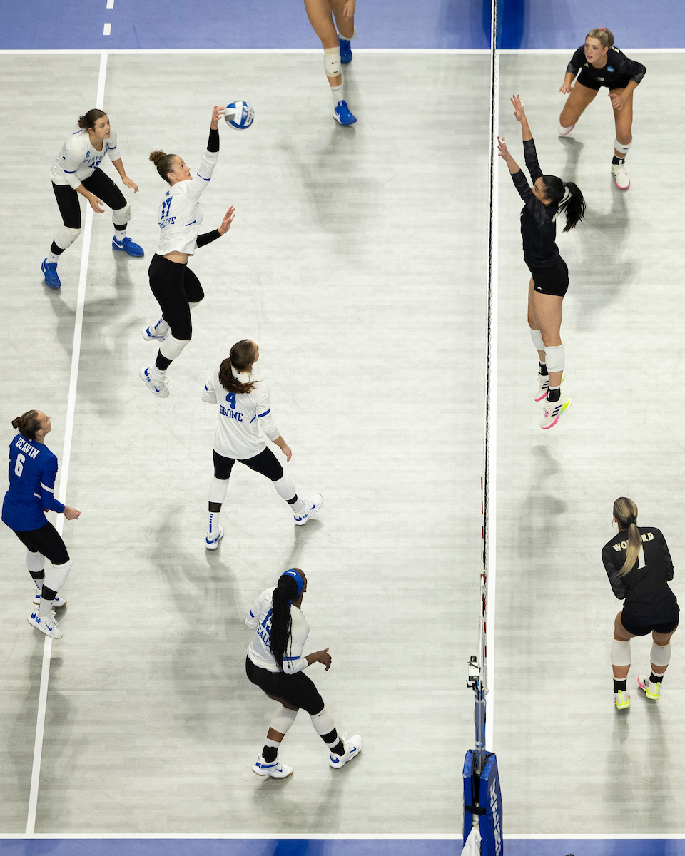 Kentucky-Wofford Volleyball Photo Gallery – UK Athletics