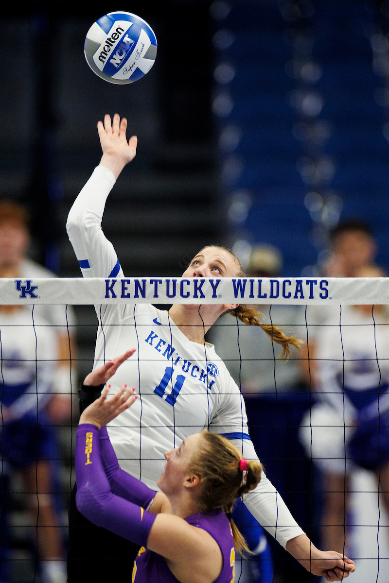Kentucky-LSU Volleyball Photo Gallery – UK Athletics
