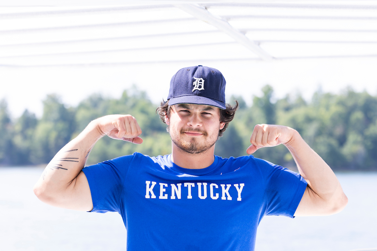 Men’s Basketball Retreat at Laurel Lake Photo Gallery – UK Athletics