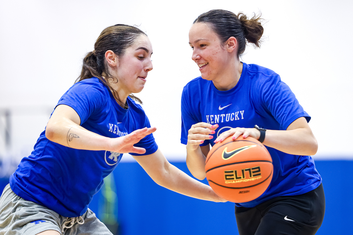 Women’s Basketball Practice Photo Gallery – UK Athletics