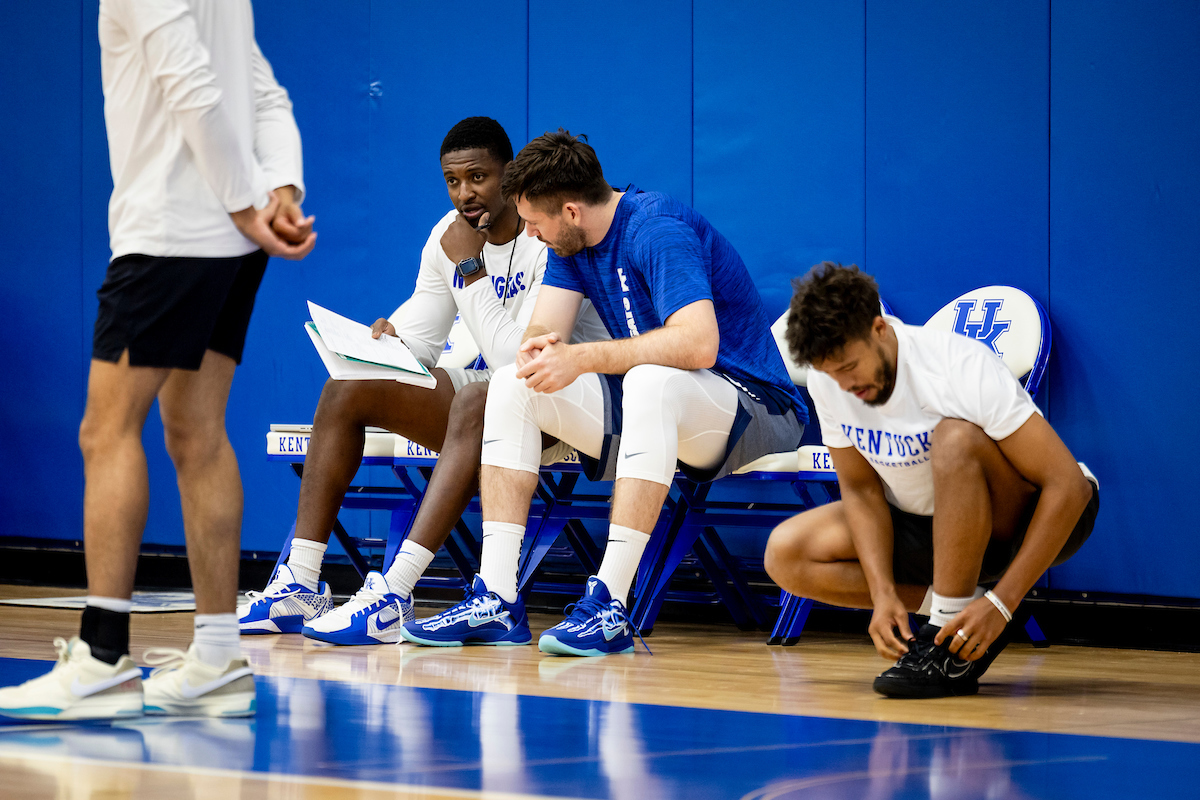 Men’s Basketball Practice Photo Gallery (June 17) – UK Athletics