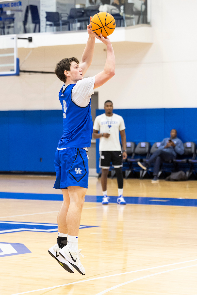 Men’s Basketball Practice Photo Gallery – UK Athletics
