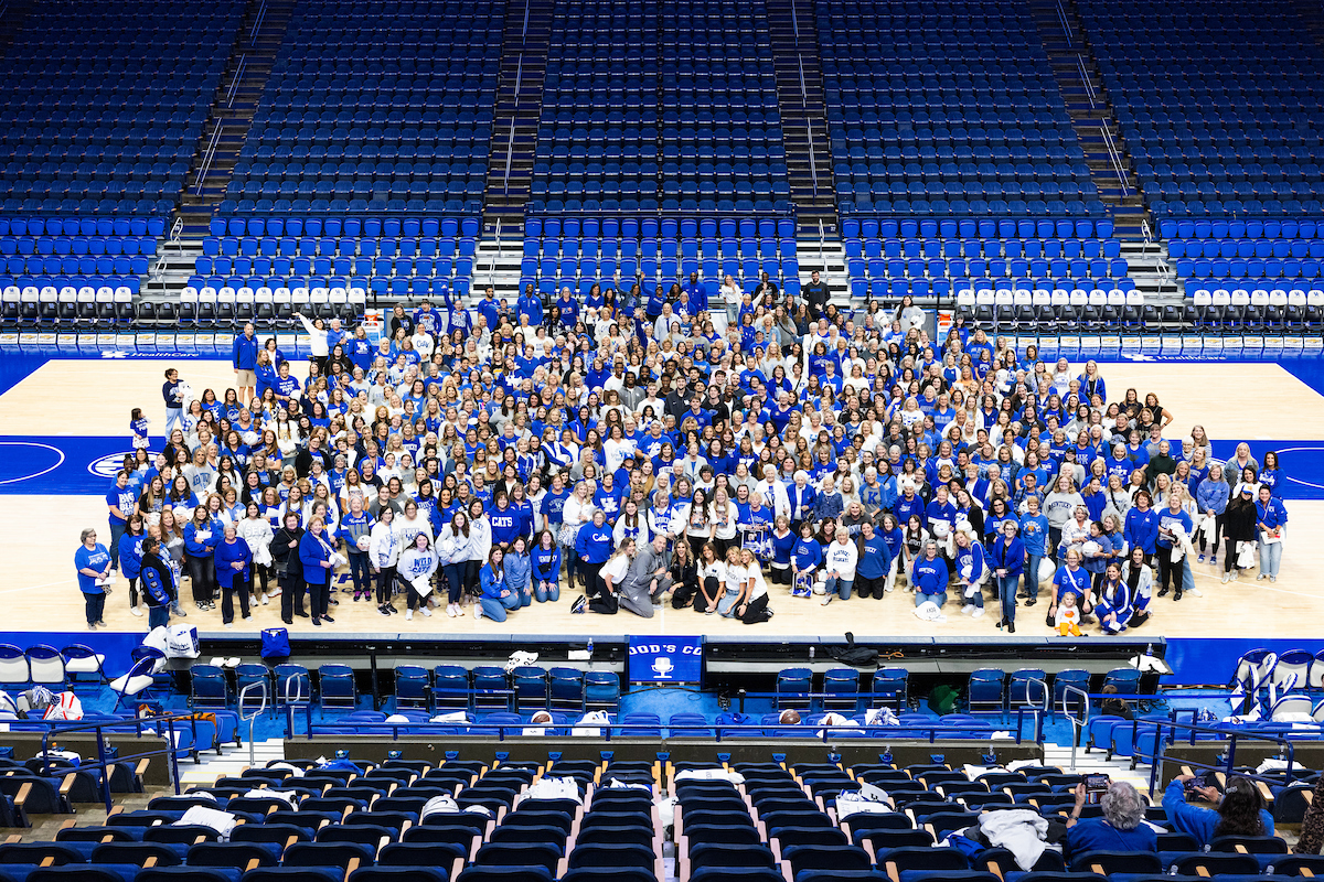 Hoops & Heels Photo Gallery – UK Athletics