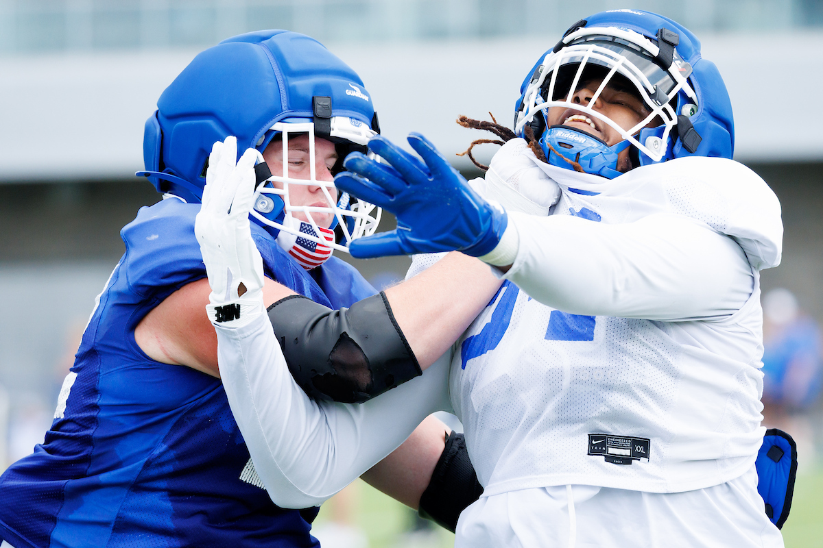 Kentucky Football Fan Day Photo Gallery – UK Athletics