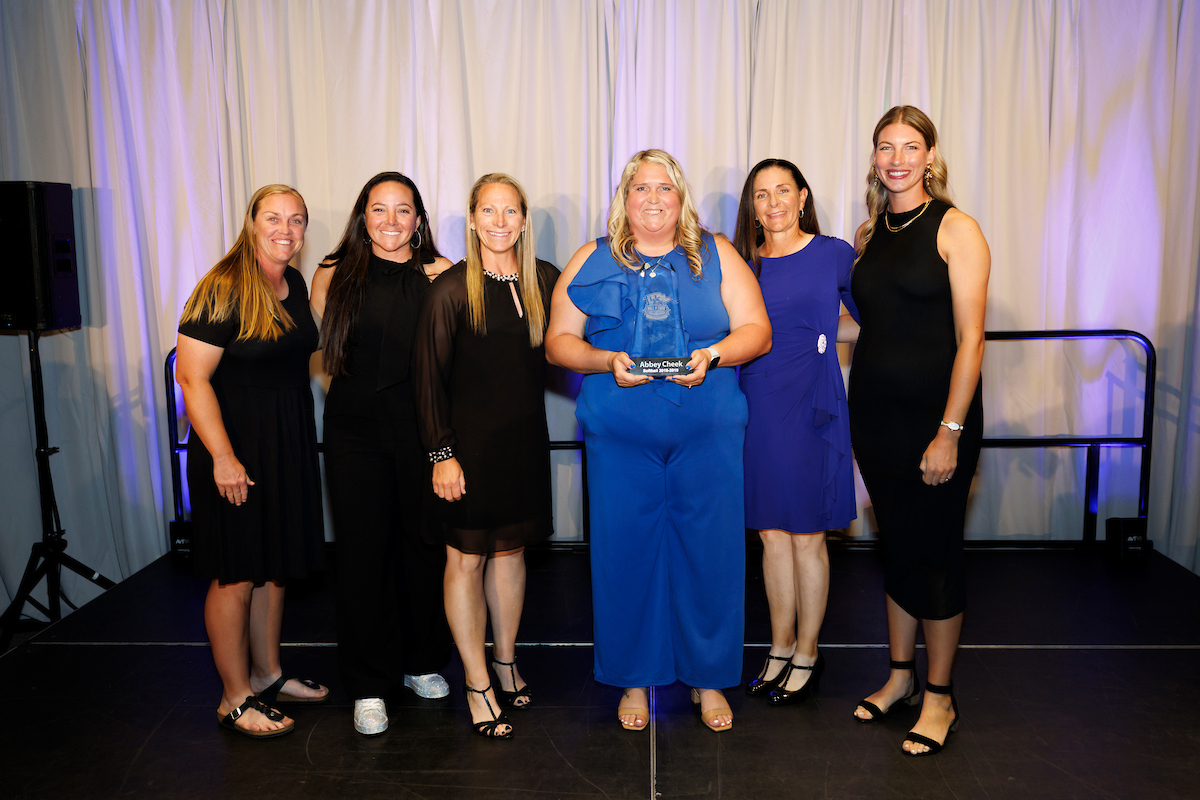 2025 UK Athletics Hall of Fame Induction Photo Gallery – UK Athletics