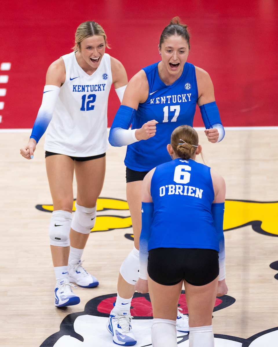 Kentucky-Louisville Volleyball Photo Gallery – UK Athletics