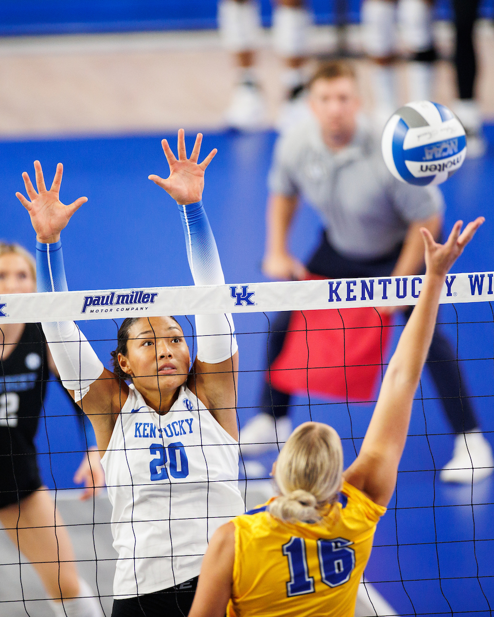 Kentucky-Morehead State Volleyball Photo Gallery – UK Athletics