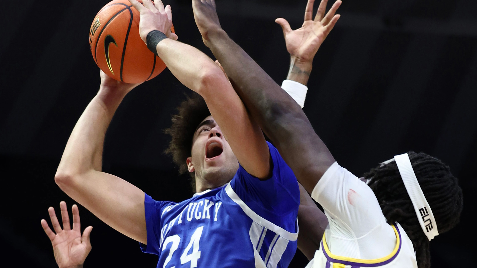 Moreno’s Game Winner Lifts Cats Past Tigers – UK Athletics