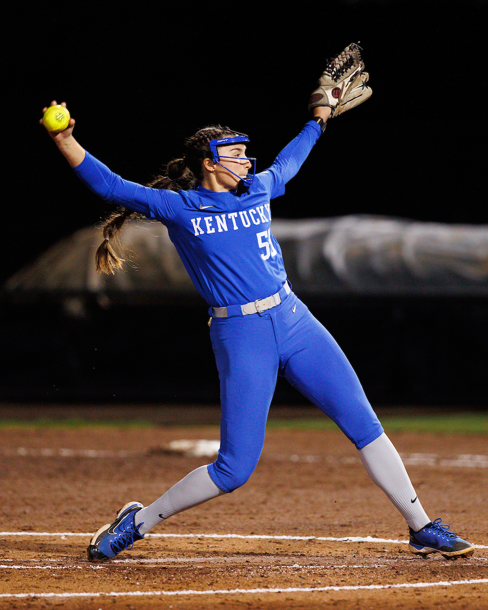 Kentucky-Louisville Fall Softball Photo Gallery – UK Athletics