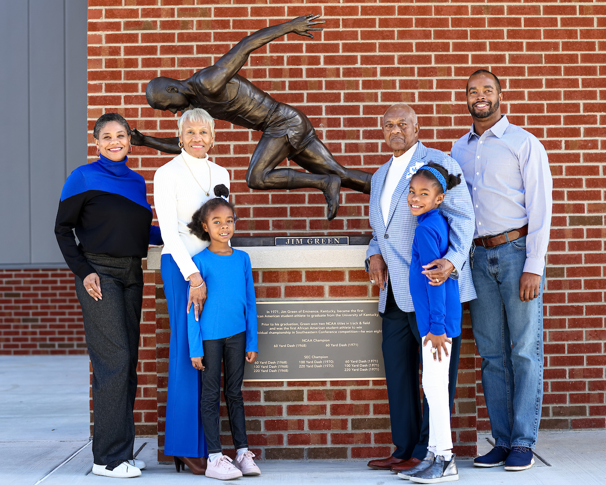 Jim Green Track Facility Dedication Photo Gallery – UK Athletics