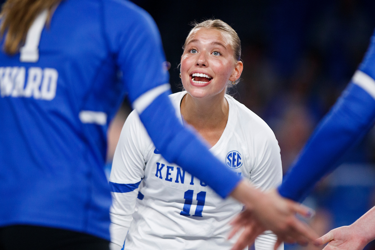 Volleyball Blue-White, Fan Day Photo Gallery – UK Athletics