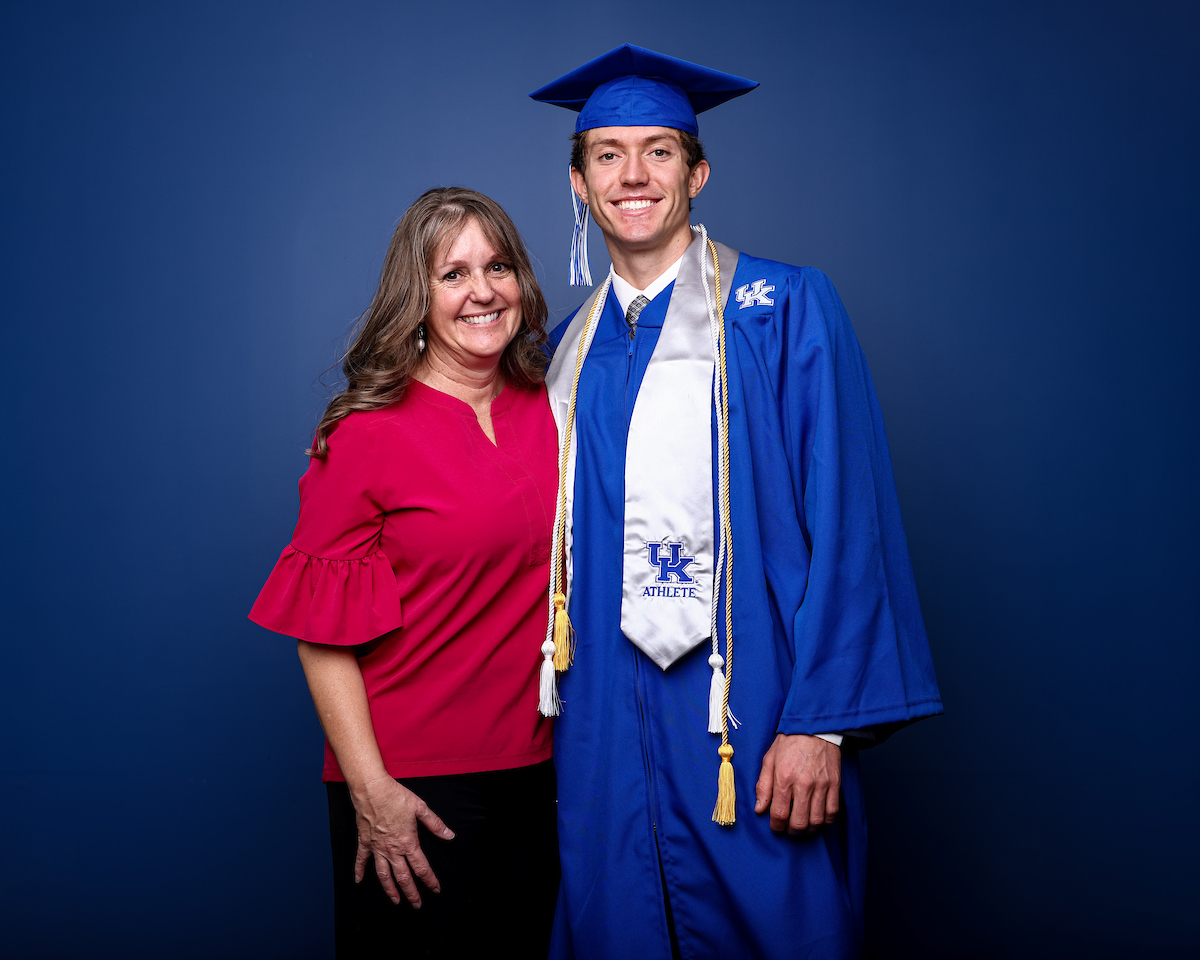 December 2023 CATS Graduation Photo Gallery – UK Athletics