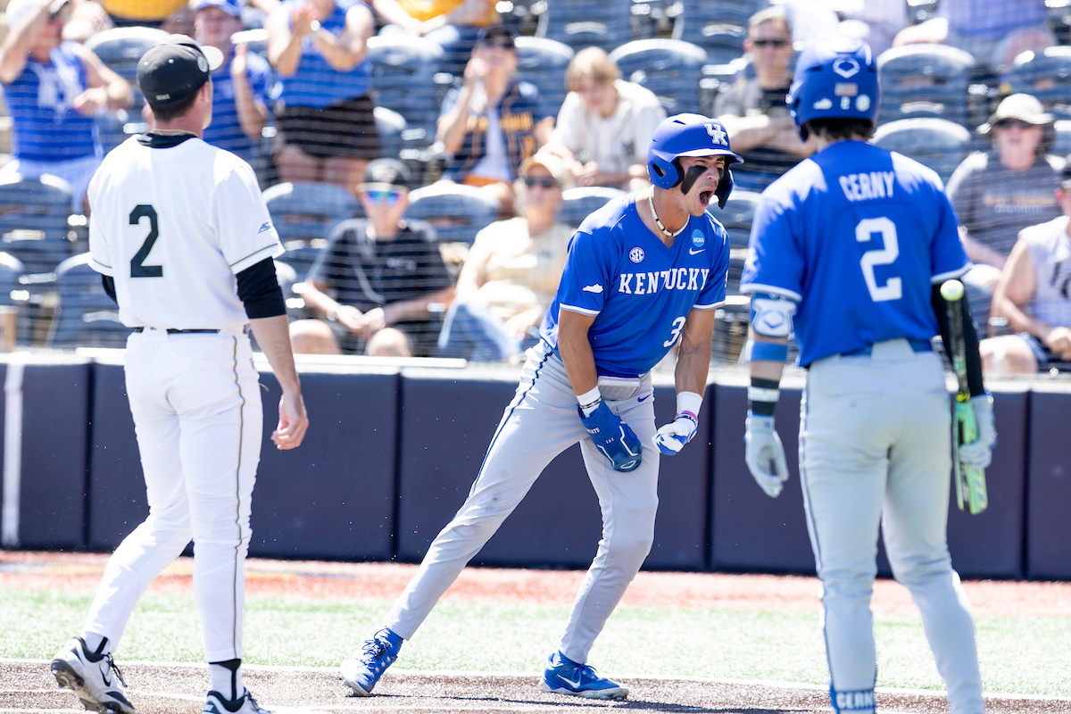 Kentucky-Wake Forest NCAA Baseball Photo Gallery – UK Athletics