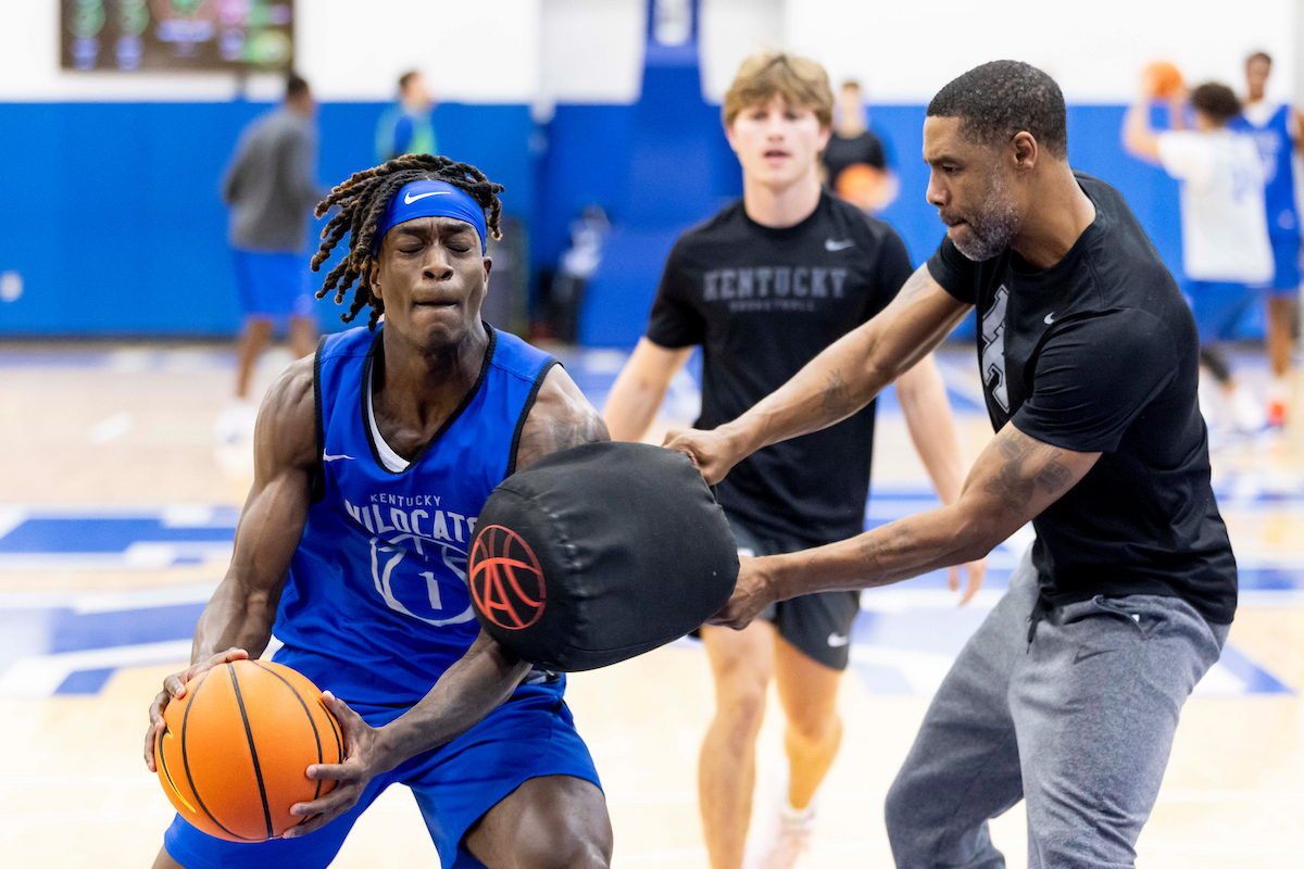 Men’s Basketball Practice Photo Gallery (Oct. 1) – UK Athletics