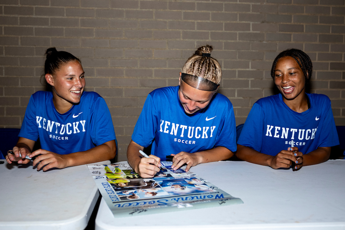 Kentucky-Marshall Women’s Soccer Exhibition Photo Gallery – UK Athletics