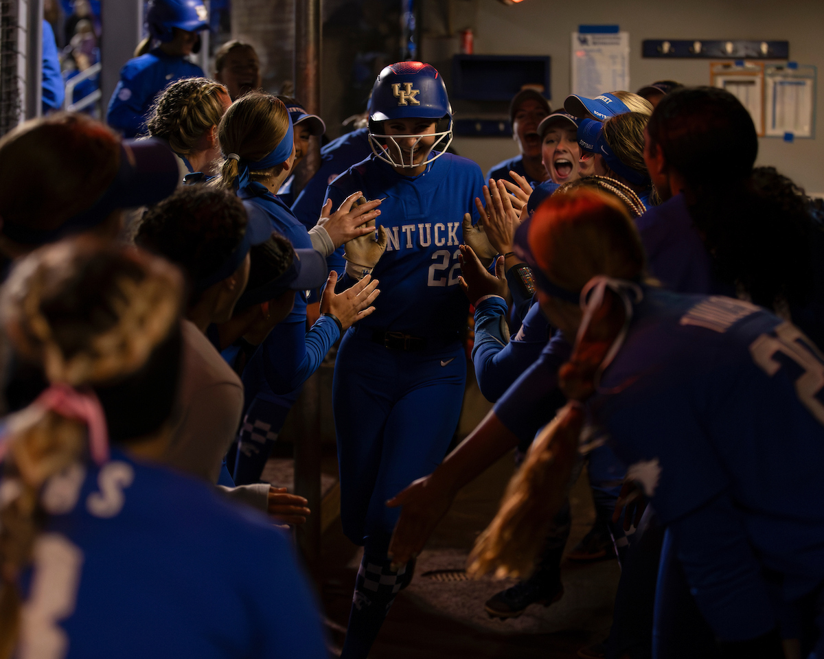 Big Blue Boo Softball Photo Gallery – UK Athletics