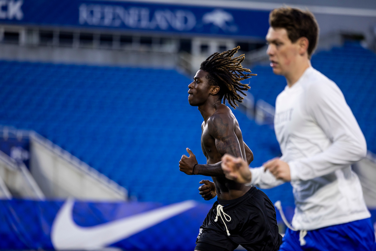 Men’s Basketball Conditioning Photo Gallery – UK Athletics