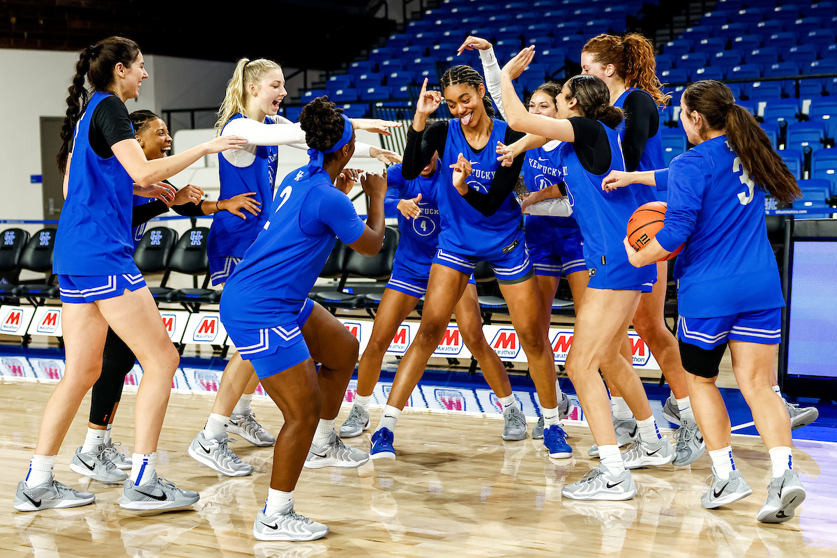 Women’s Basketball Practice Photo Gallery (Oct. 14) – UK Athletics