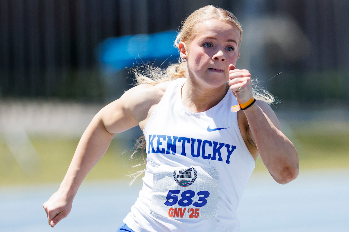 T&F: Tom Jones Invite Day 1 Photo Gallery – UK Athletics