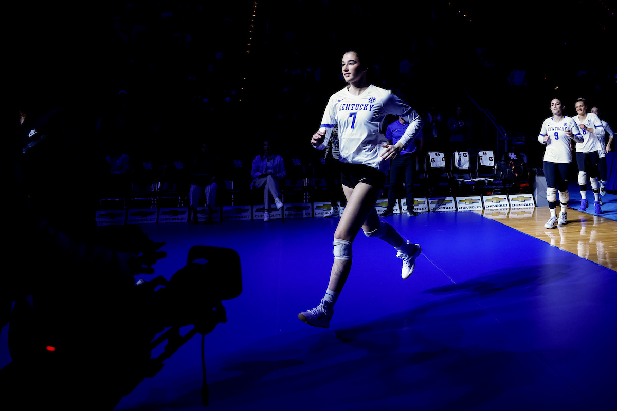 Kentucky-Florida Volleyball Photo Gallery – UK Athletics
