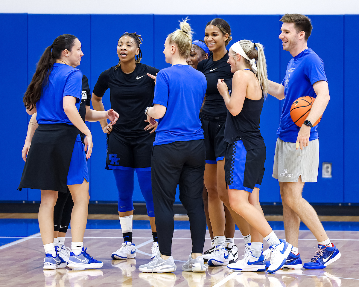 Women’s Basketball Practice Photo Gallery (July 5) – UK Athletics