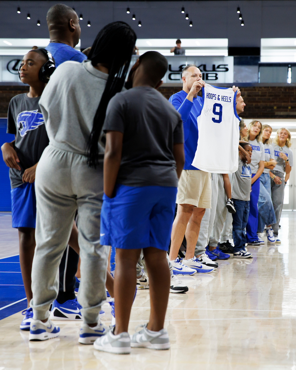 Kentucky Basketball Hoops & Heels Photo Gallery – UK Athletics