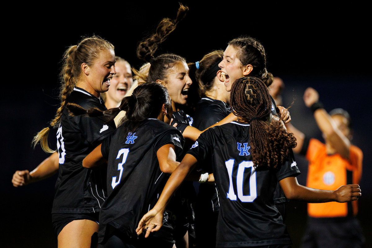 Kentucky-UT Martin WSOC Photo Gallery – UK Athletics