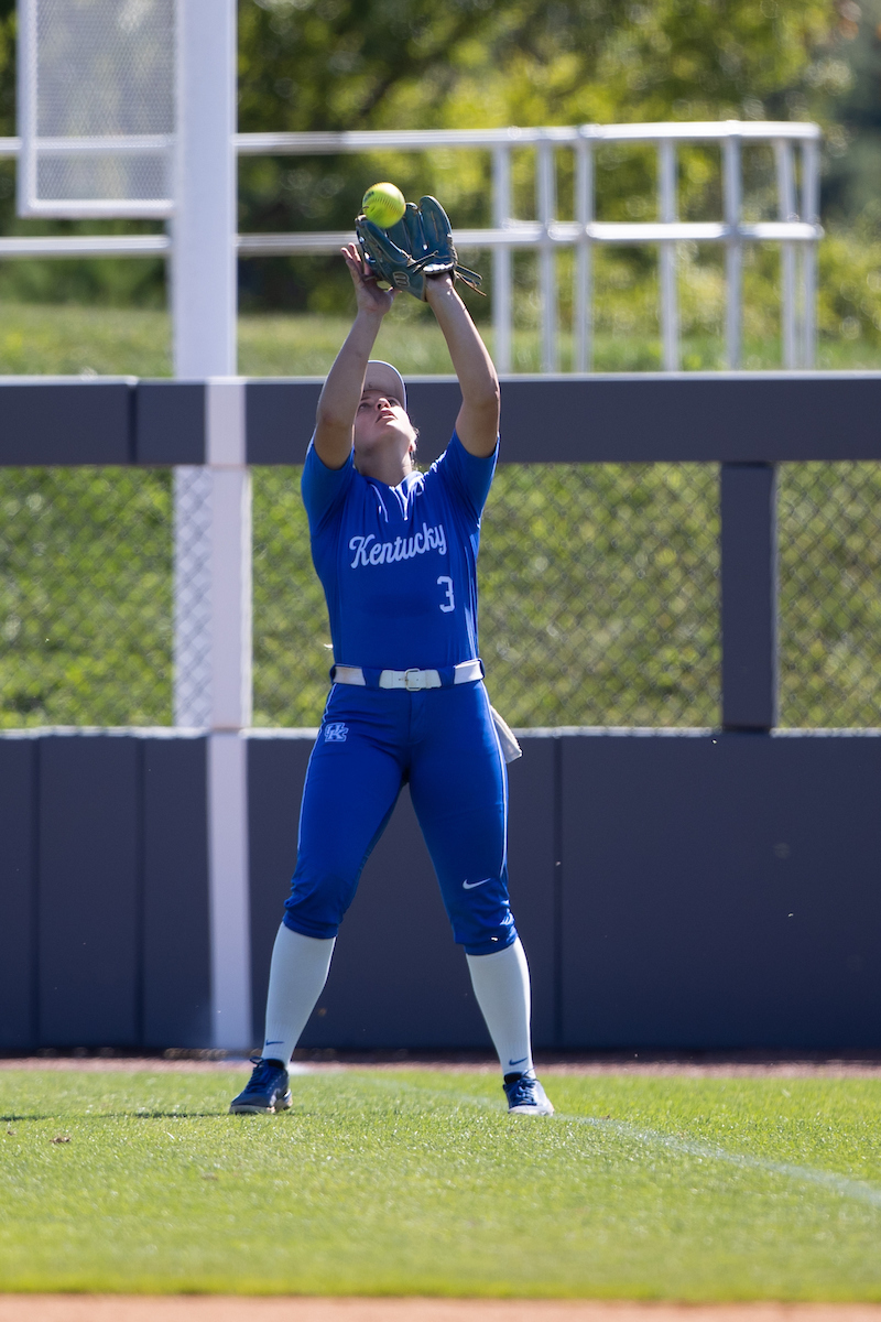 Kentucky-Lipscomb Fall Softball Photo Gallery – UK Athletics