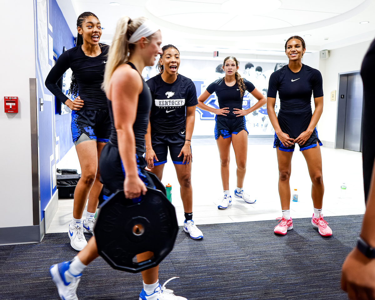 Women’s Basketball Workout Photo Gallery (July 26) – UK Athletics