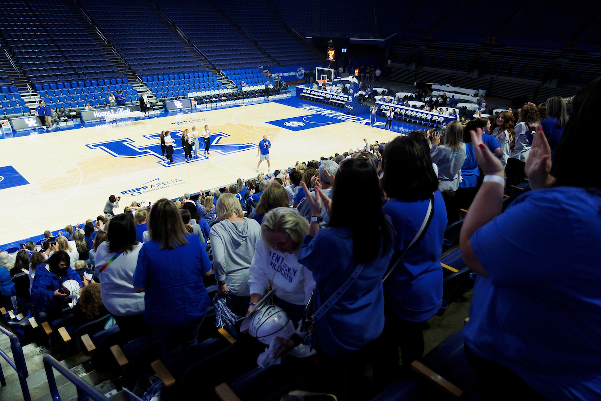 Hoops & Heels Photo Gallery – UK Athletics