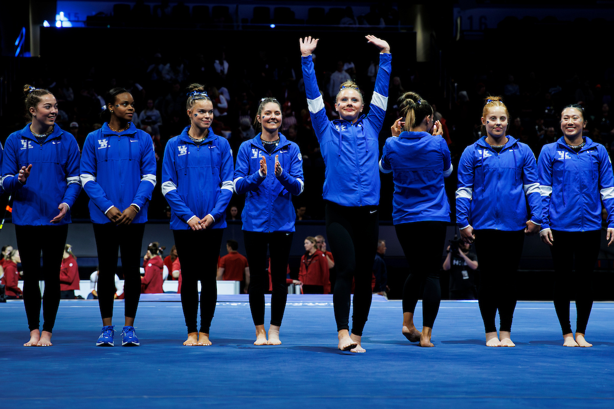 Gymnastics Sprouts Farmers Market Collegiate Quad Photo Gallery – UK ...