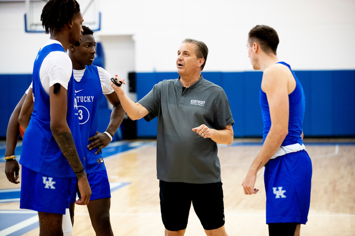 Kentucky Men’s Basketball History – UK Athletics